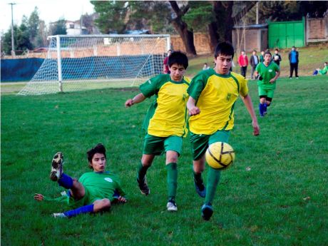 El deporte en los Jovenes de 13 a 15 años : ¿Por que es importante realizar deporte?