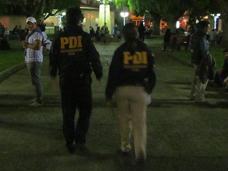 En un operativo nocturno la PDI detuvo a un integrante de una pandilla de Puerto Montt