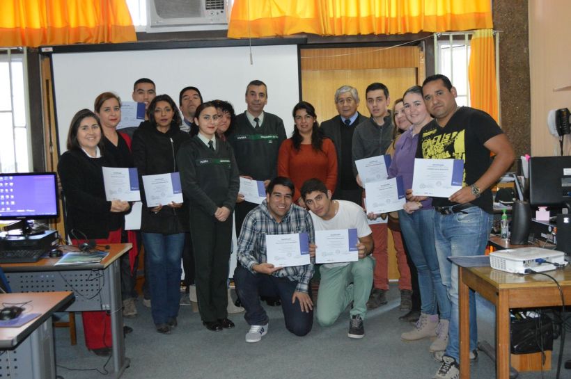 Funcionarios de Gendarmería se capacitaron en alfabetización digital