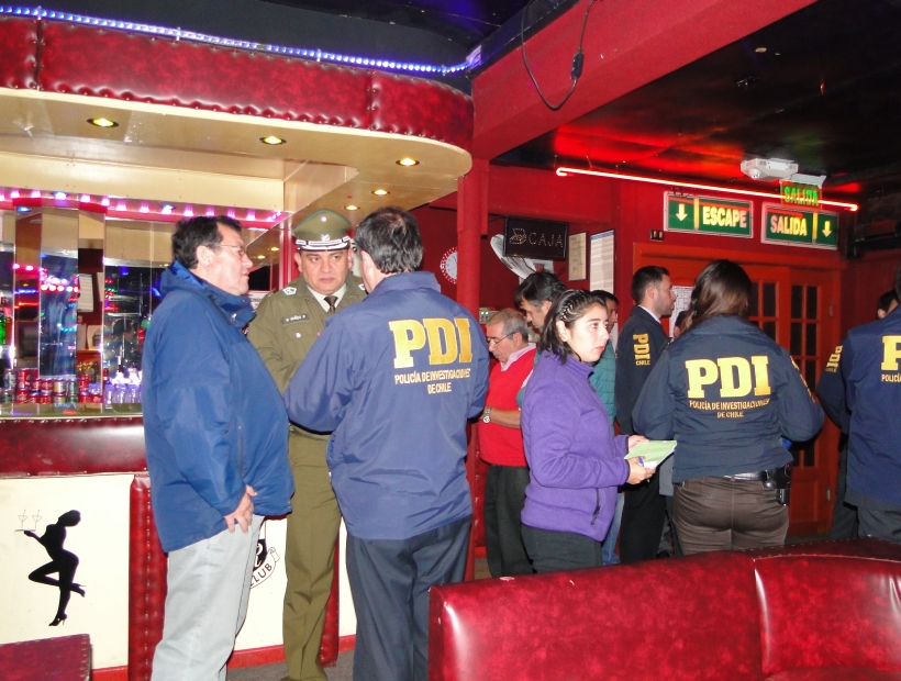 Detectan falencias en vías de escape en los locales nocturnos de Puerto Montt