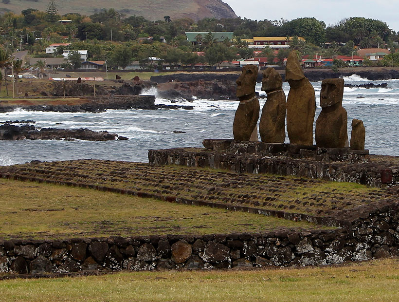Onemi declaró alerta amarilla por incendios en Rapa Nui Onemi declaró alerta amarilla por incendios en Rapa Nui