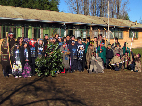 Con un partido de chueca celebraron el año nuevo mapuche en San Carlos