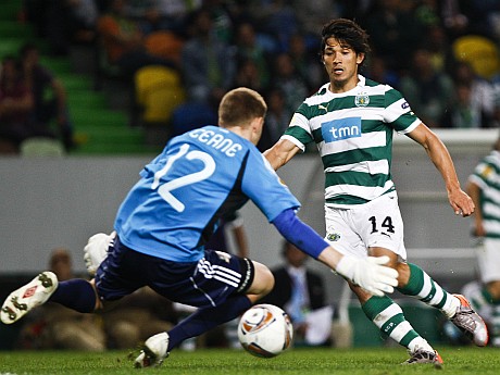 Matías Fernández anotó en el triunfo del Sporting | soychile.cl