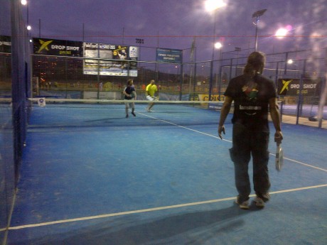 Con un campeonato de Pádel Tuiteros Solidarios dieron inicio a las ...