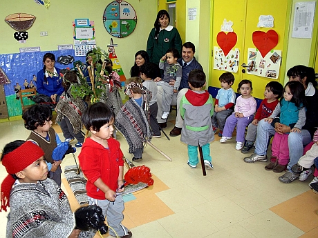 Niños mapuches de La Araucanía aprenderán el mapuzugún en jardines ...