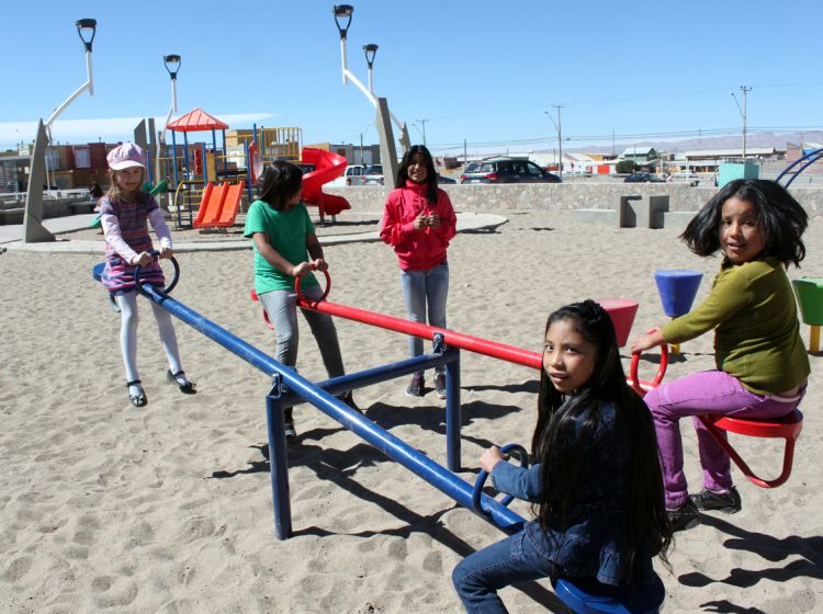 Inauguran nueva plaza activa en Villa Tucnar Huasi de Calama