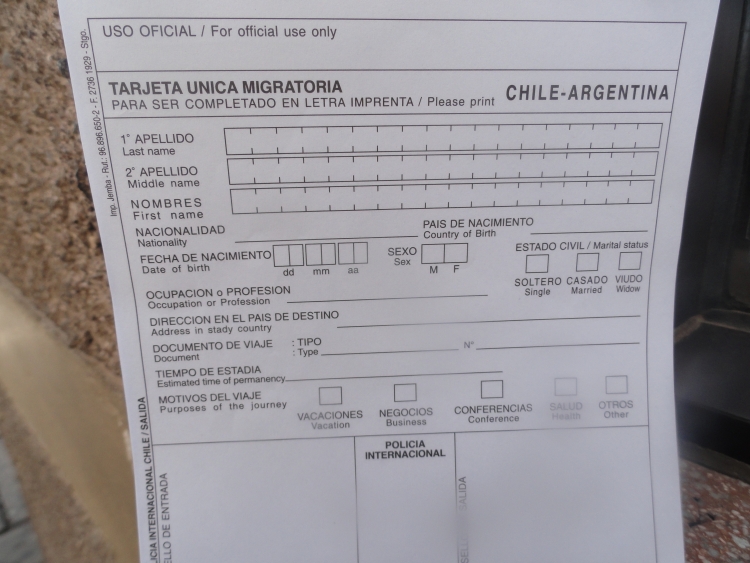 Ahora se puede cruzar a Tacna sin llenar el típico papel de migración