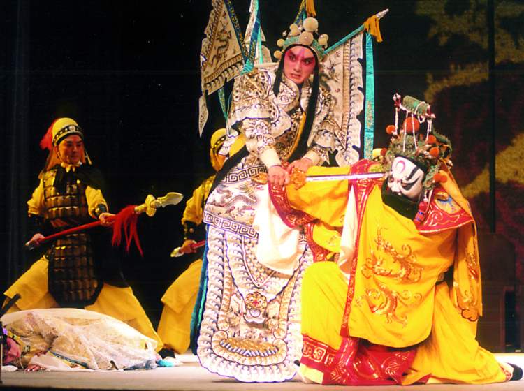 Iquique a Mil cierra esta noche con espectacular montaje chino basado ...