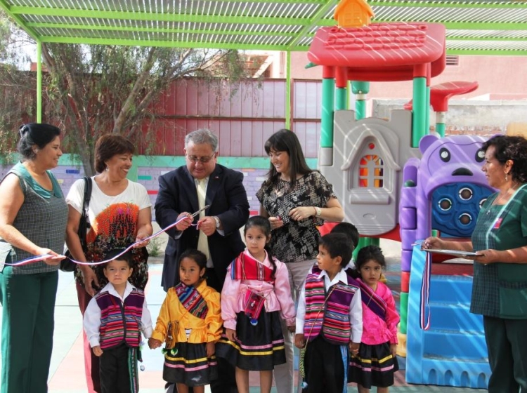 Párvulos De Arica Cuentan Con Un Nuevo Patio De Juegos