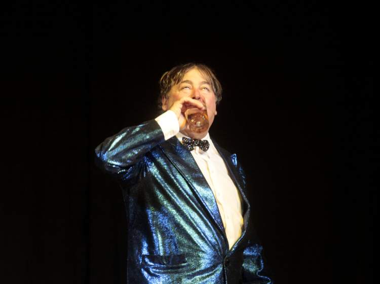 Esta noche se presenta lo mejor del humor de Che Copete en el Casino ...