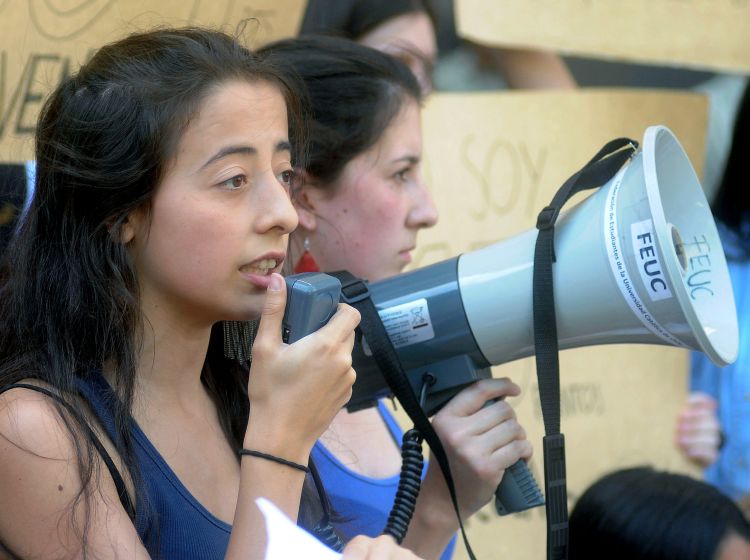 Naschla Aburman se retractó y dijo que la PUC sí debe recibir dineros ...