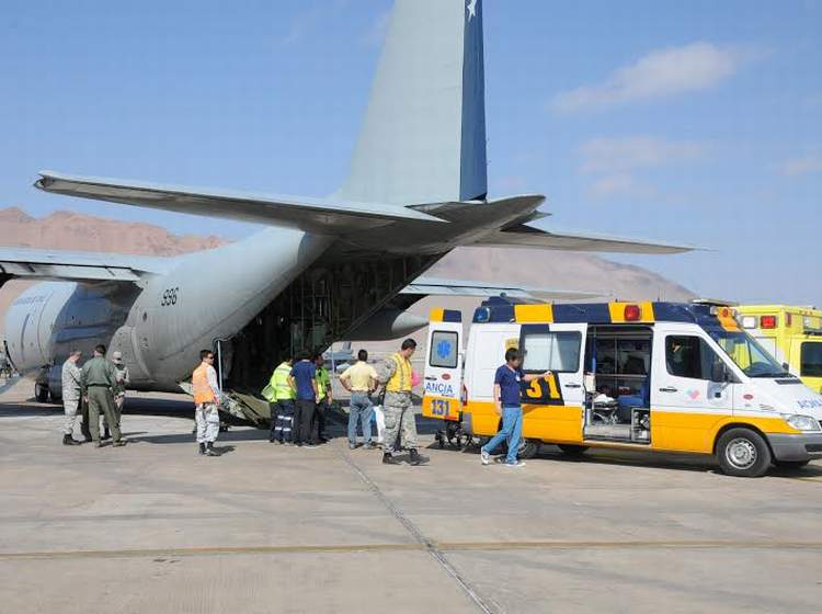Avión de la Fach trajo de vuelta a 5 pacientes al Hospital de Iquique ...