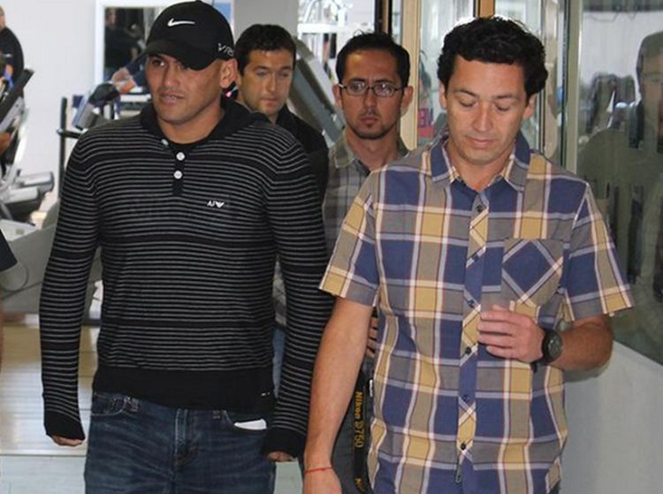 Suazo ya es de Colo Colo: dijo que puede jugar junto a Paredes y no ...