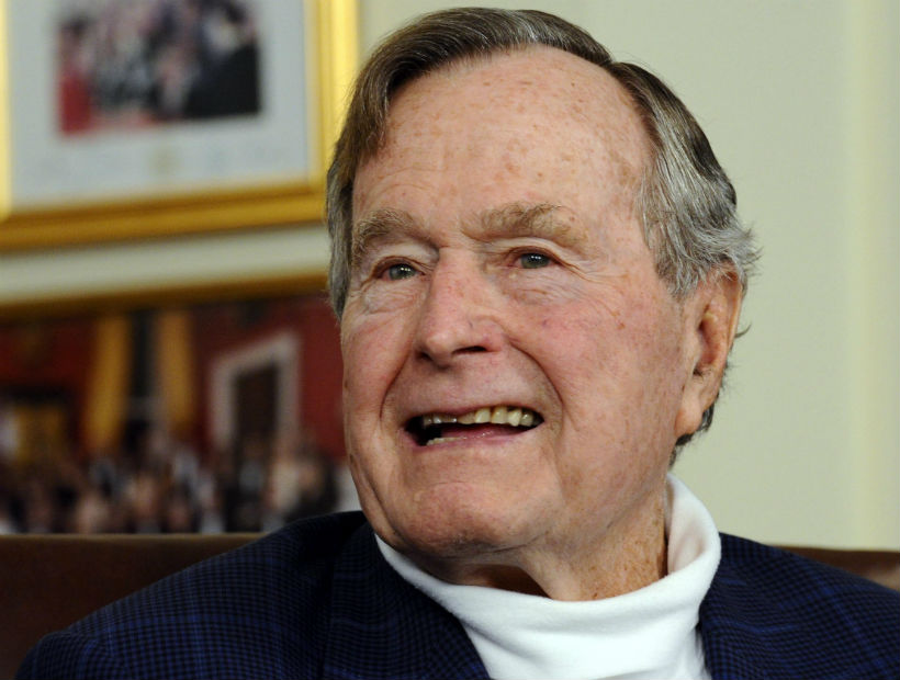 Dieron de alta a George Bush papá