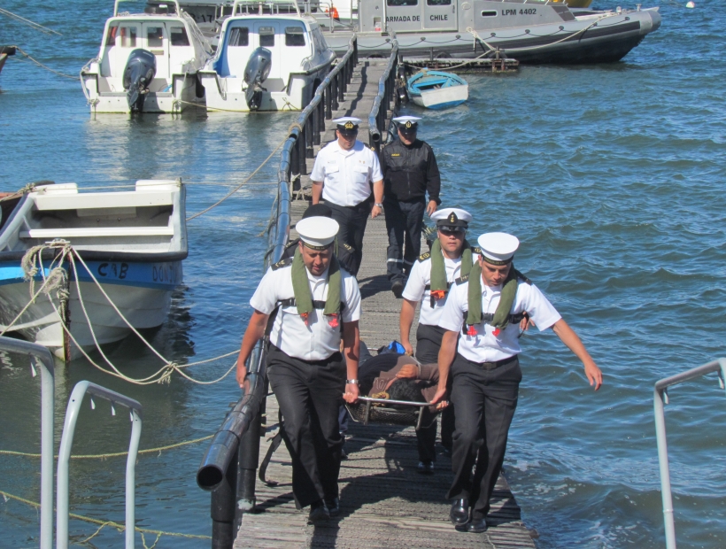 La Armada realizó dos evacuaciones médicas desde la isla Huar a Calbuco
