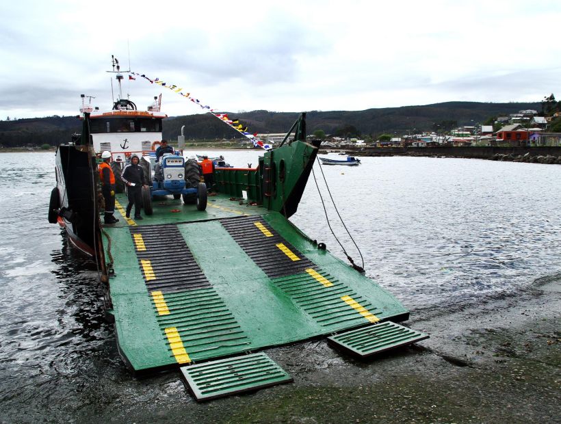 Aumentarán la frecuencia de viajes de la barcaza a la Isla Santa María ...