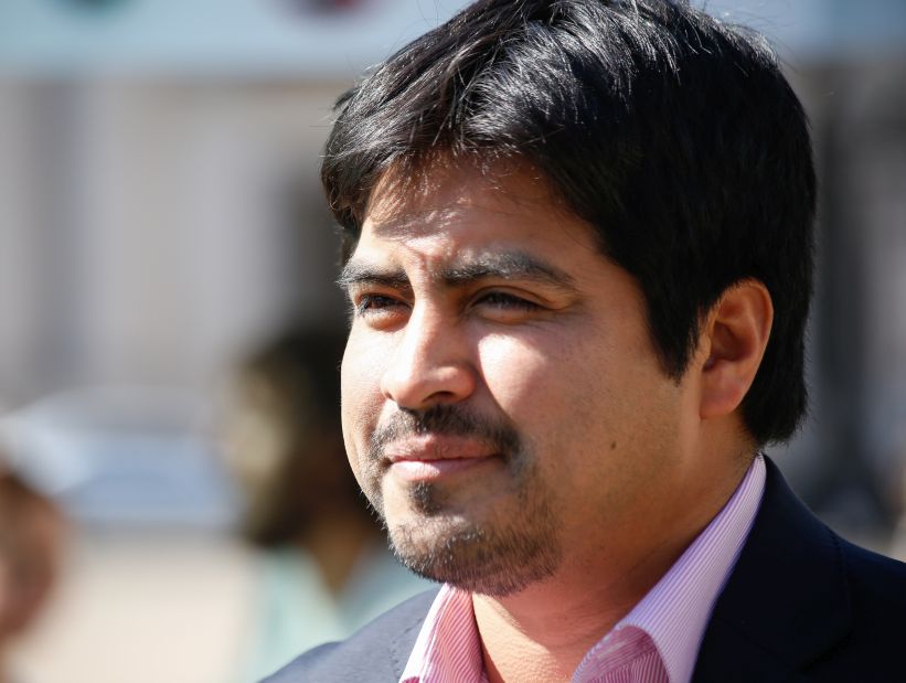 Diputado Daniel Melo: "La UDI busca dejar a más de 200.000 estudiantes ...