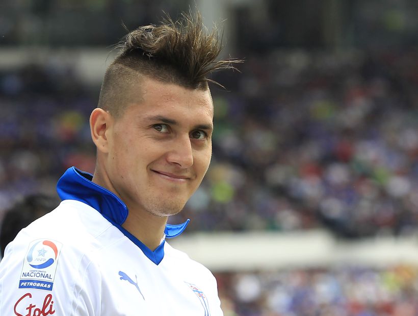 Nicolás Castillo sería el primer refuerzo de Universidad Católica