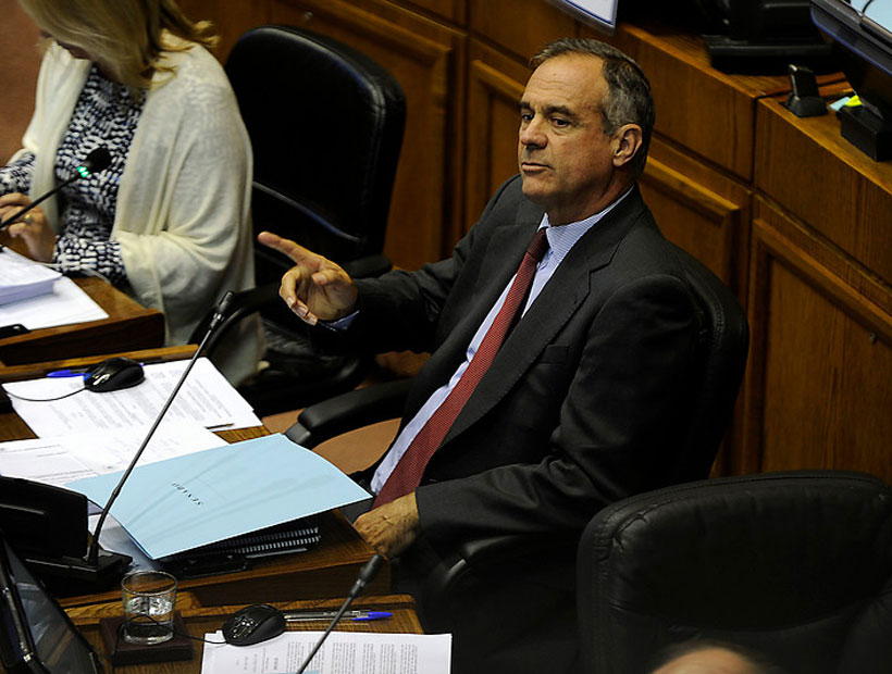 Ignacio Walker (DC): "Tengo una disposición favorable al proyecto y las ...