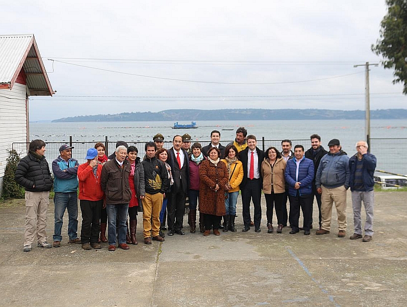 Habitantes de la isla Huar conocieron plan maestro de conectividad