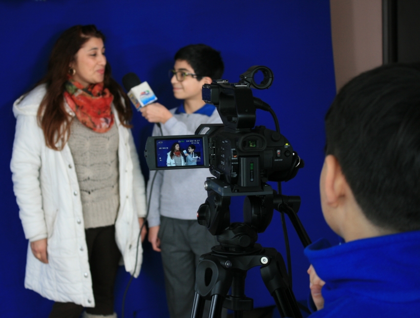 Con formación de reporteros escolares parte proyecto de canal de TV ...