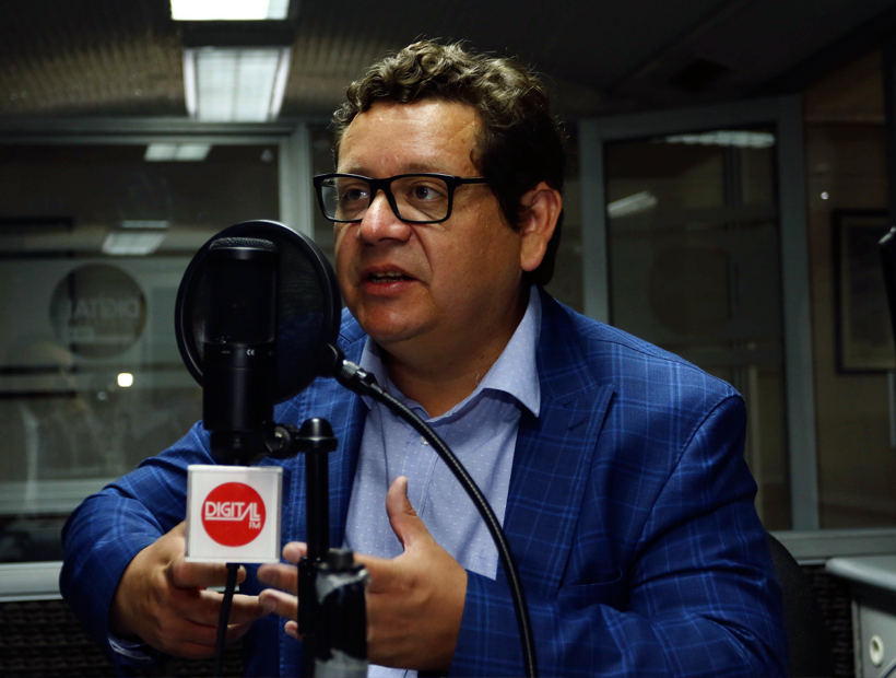 John Parada: "Yo creo que el puerto debe crecer, pero no a costa de los ...