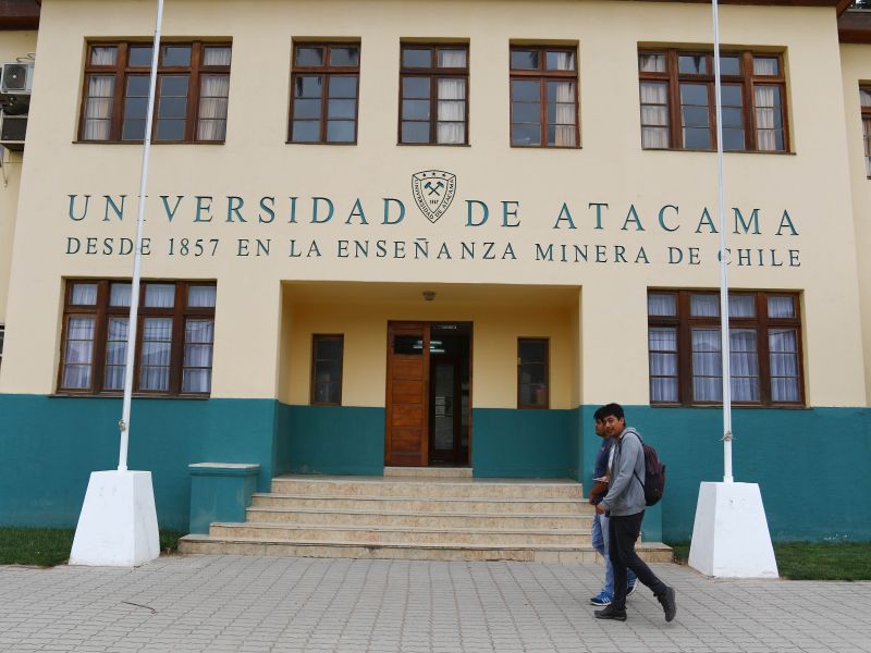 Acreditación de la UDA se reduce a tres años pero descartan eliminación ...