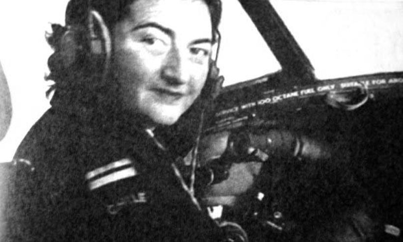 Murió Margot Duhalde, la piloto chilena que combatió a los nazis ...