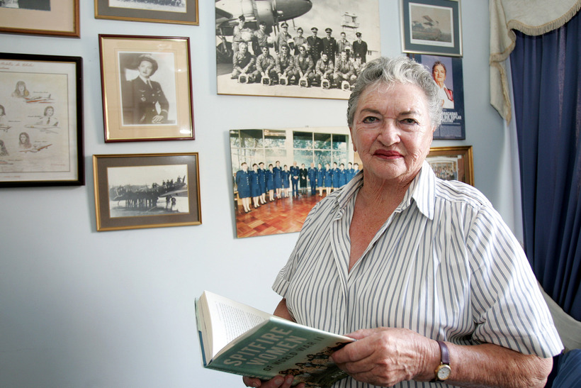 Murió Margot Duhalde, la piloto chilena que combatió a los nazis ...