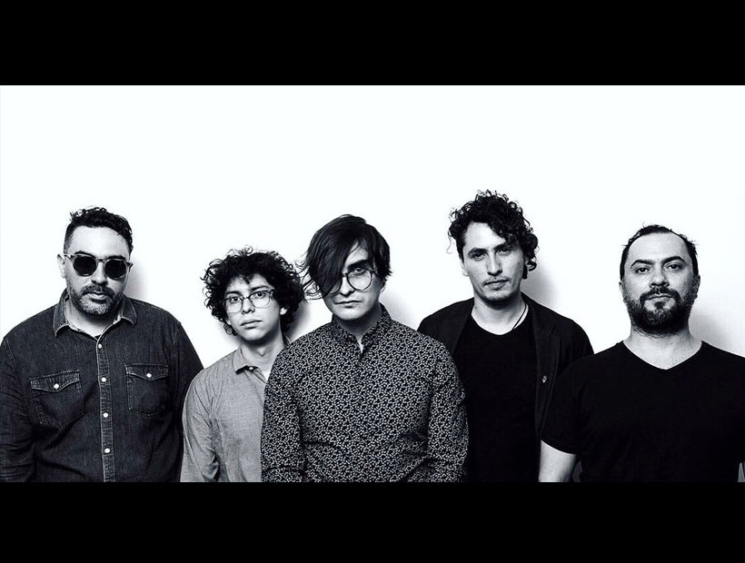 Banda Portugal continúa promoción de su disco "Los antiguos astronautas"