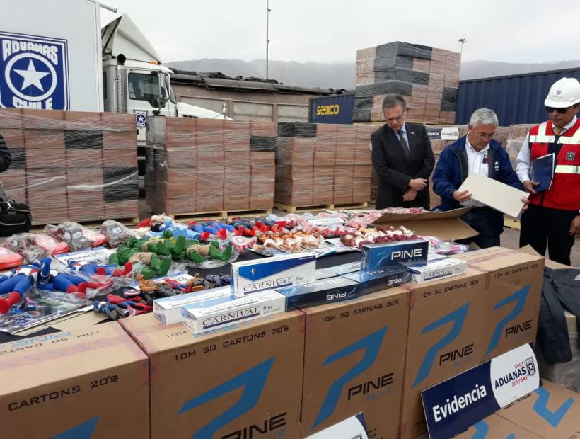 Aduana incautó 875 mil cajetillas de cigarrillos en el puerto de Iquique | soychile.cl