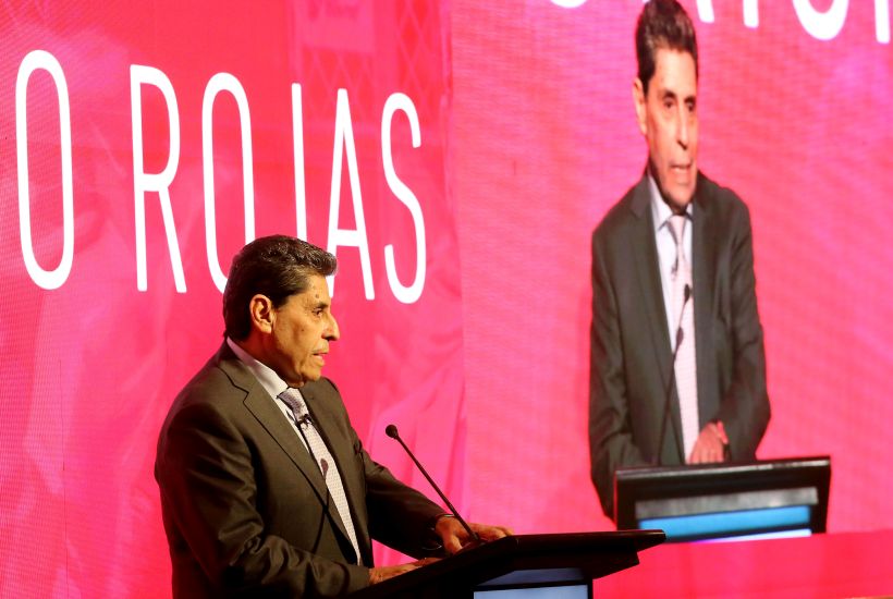 Mauricio Rojas presentó su libro sobre su breve paso por el Ministerio ...