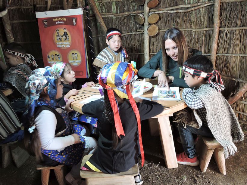 En la Escuela Raluncoyan de Temuco se inauguró la primera ruka ...