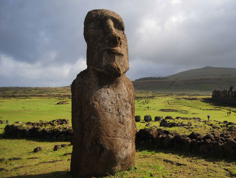 Réplica del moái Hoa Hakanana'a llegará a Chile este martes | soychile.cl