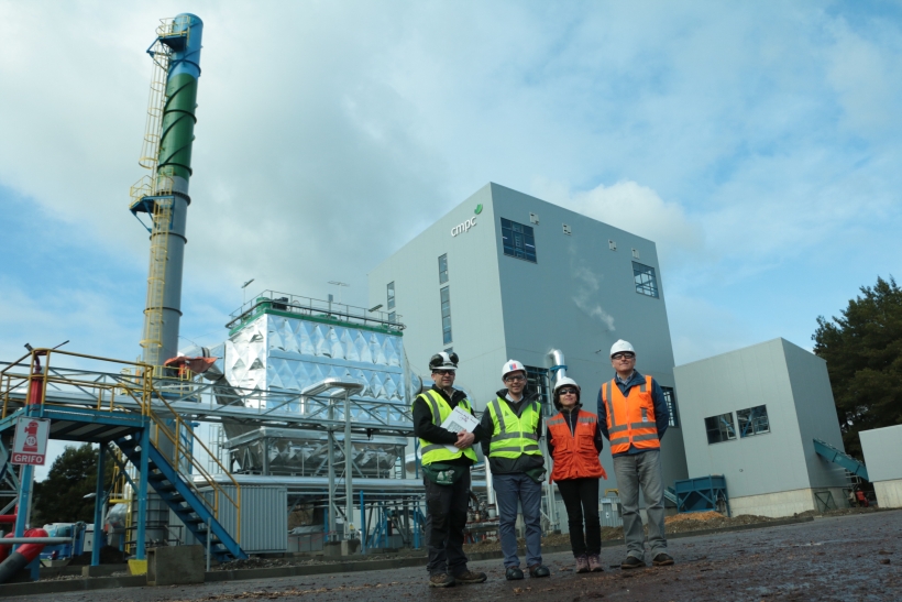 Autoridades fiscalizaron nueva caldera de la empresa CMPC | soychile.cl