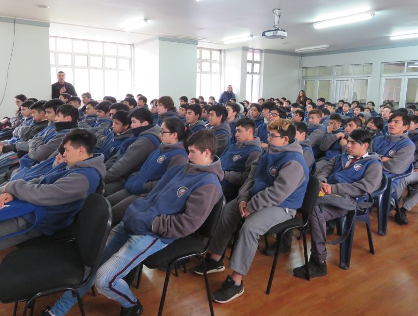 En Osorno alumnos del Liceo Industrial "eligen vivir sano"