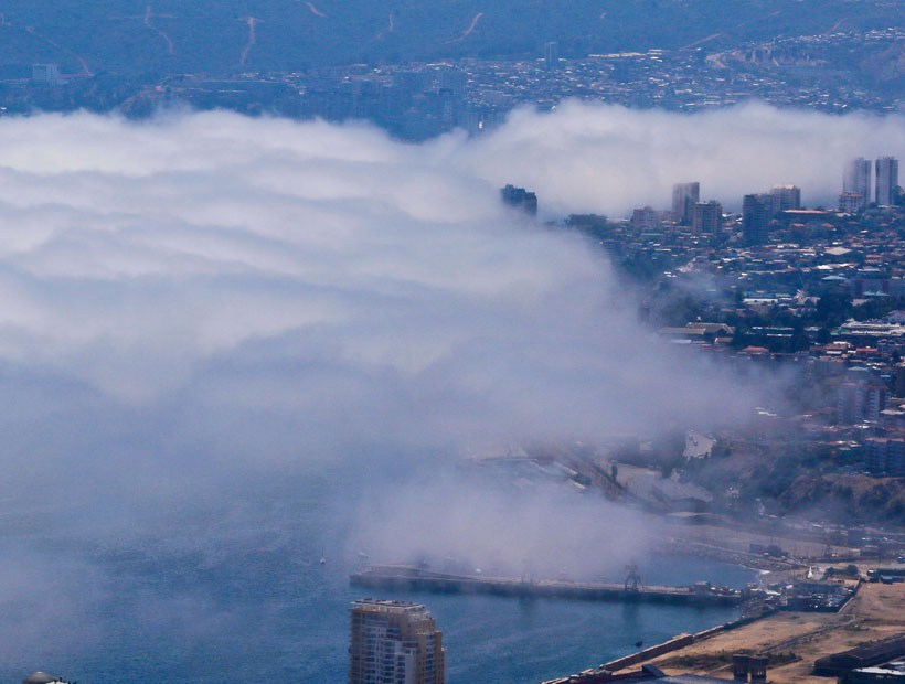 Vaguada costera durará entre tres y cinco días más en Valparaíso