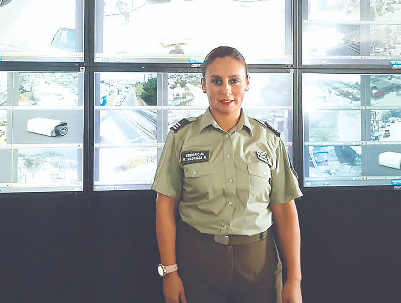 Mujer Carabinera