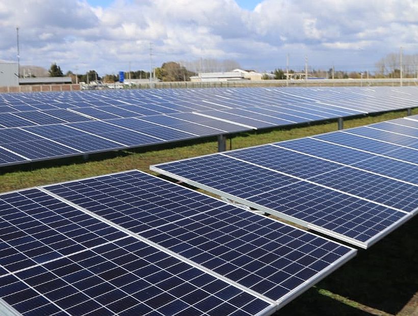 En Cabrero inauguraron el Parque Solar más austral del mundo | soychile.cl