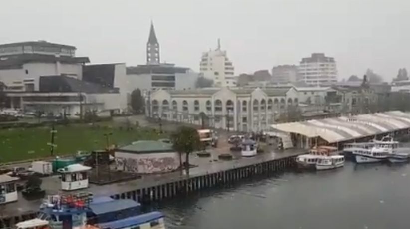 [VIDEO] Nieve sorprende a habitantes de Valdivia | soychile.cl