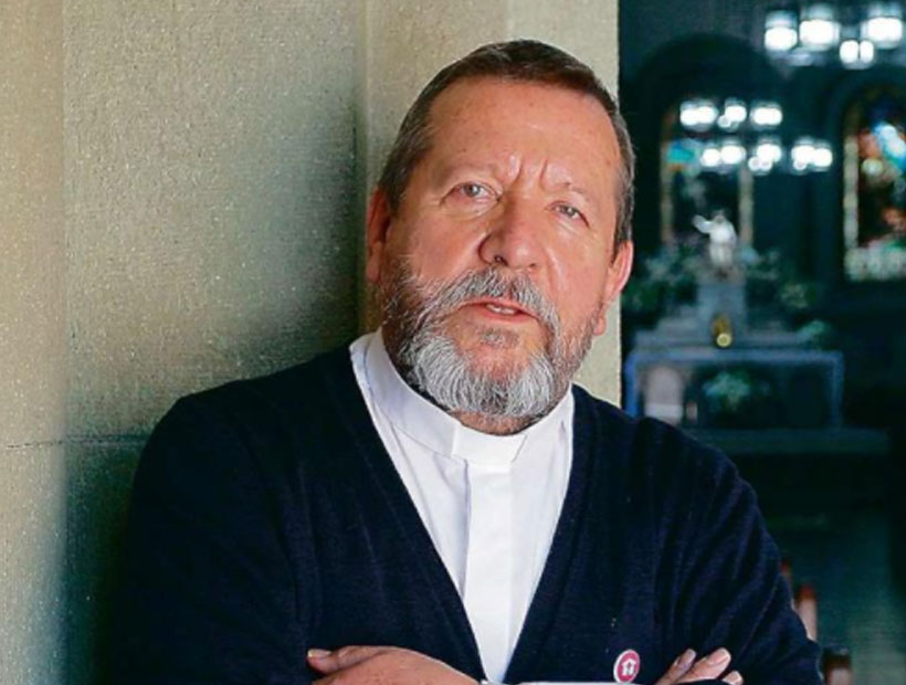 Sacerdote Enrique Opaso: “Me gustaría ser parte de la constituyente y ...
