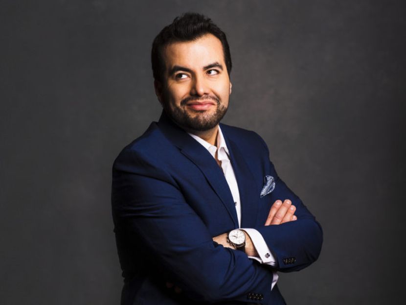 Valdivia: Javier Arrey prepara su debut en el Teatro Regional Cervantes
