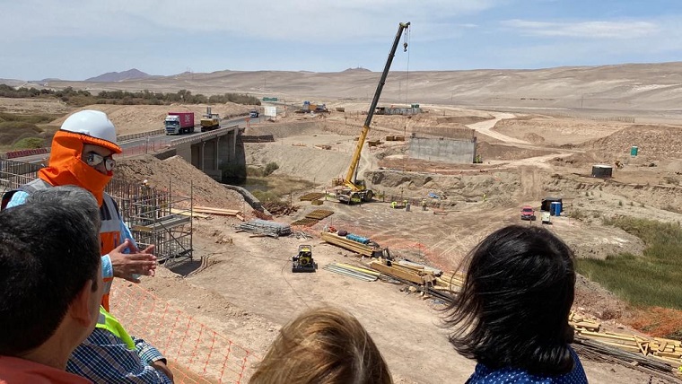 Construyen un nuevo puente Quillagua en la Ruta 5