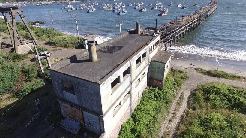 Estudiante resultó lesionada tras caer desde unos 4 metros de altura en ...