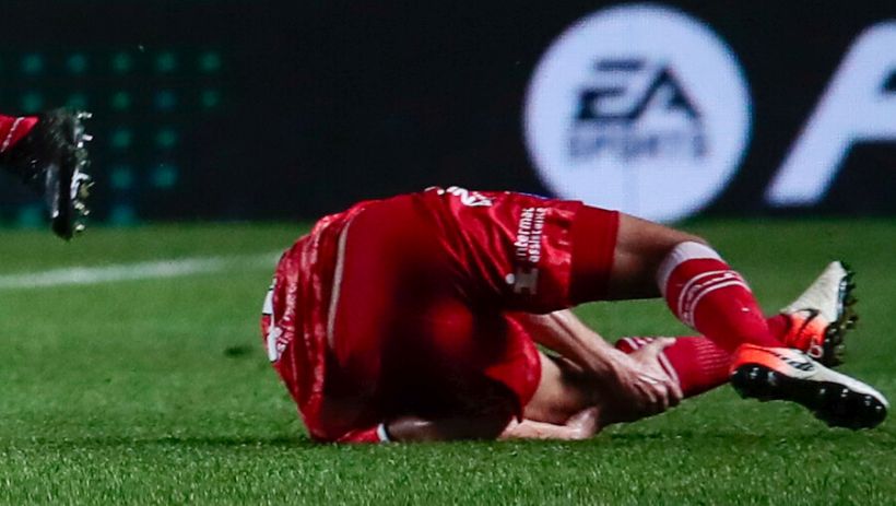 Luciano Sánchez podría estar de baja un mínimo de ocho meses por ...