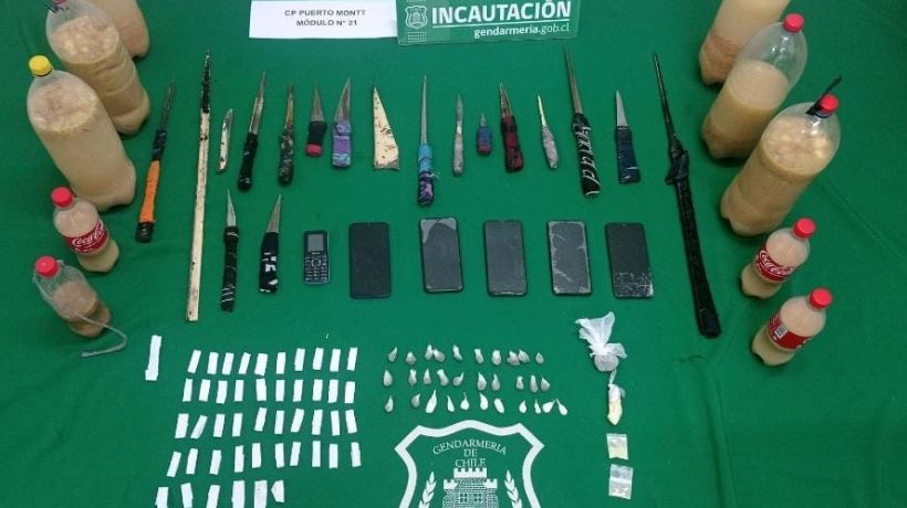 Allanamiento en cárcel de Puerto Montt permitió incautar armas blancas, teléfonos, licor y drogas