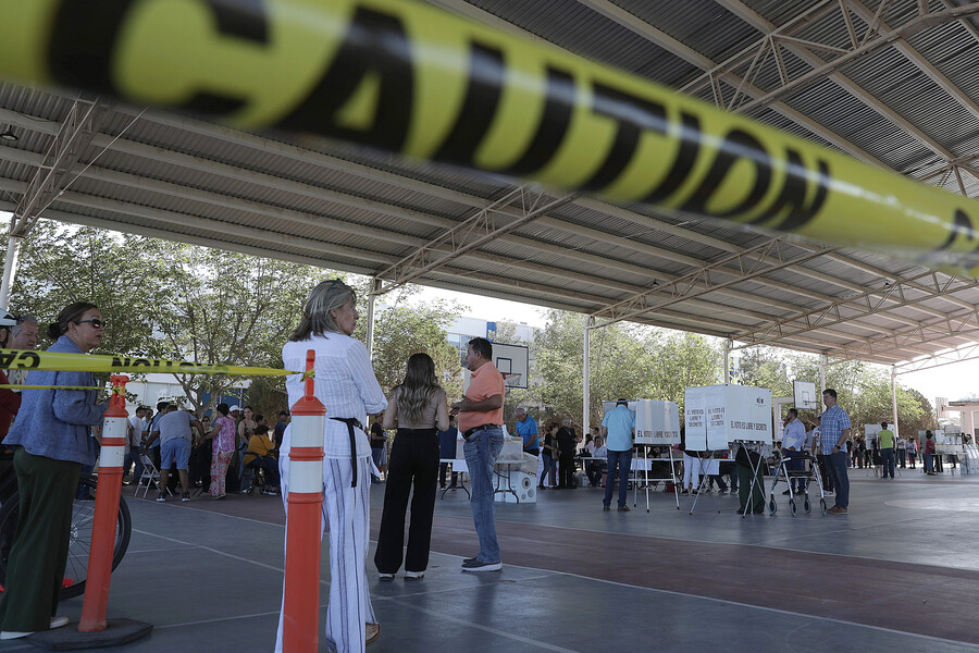 Dos muertos en el centro de México por tiroteos en puntos de votación