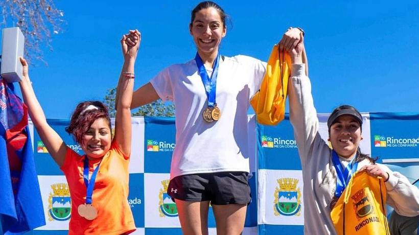 Pablo Báez y Monserrat Espinoza ganan los 21K de Rinconada Corre 2024